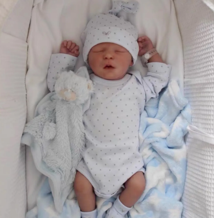 "Zane" - 17Inch Flexible Sleeping Boy Reborn Baby Doll – Reborn-Dolls